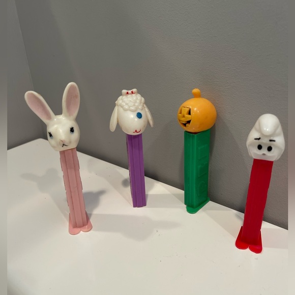 PEZ | Toys | Four Vintage Pez Dispensers | Poshmark